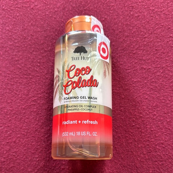 tree hut | Bath & Body | Brand New Tree Hut Coco Colada Foaming Gel ...